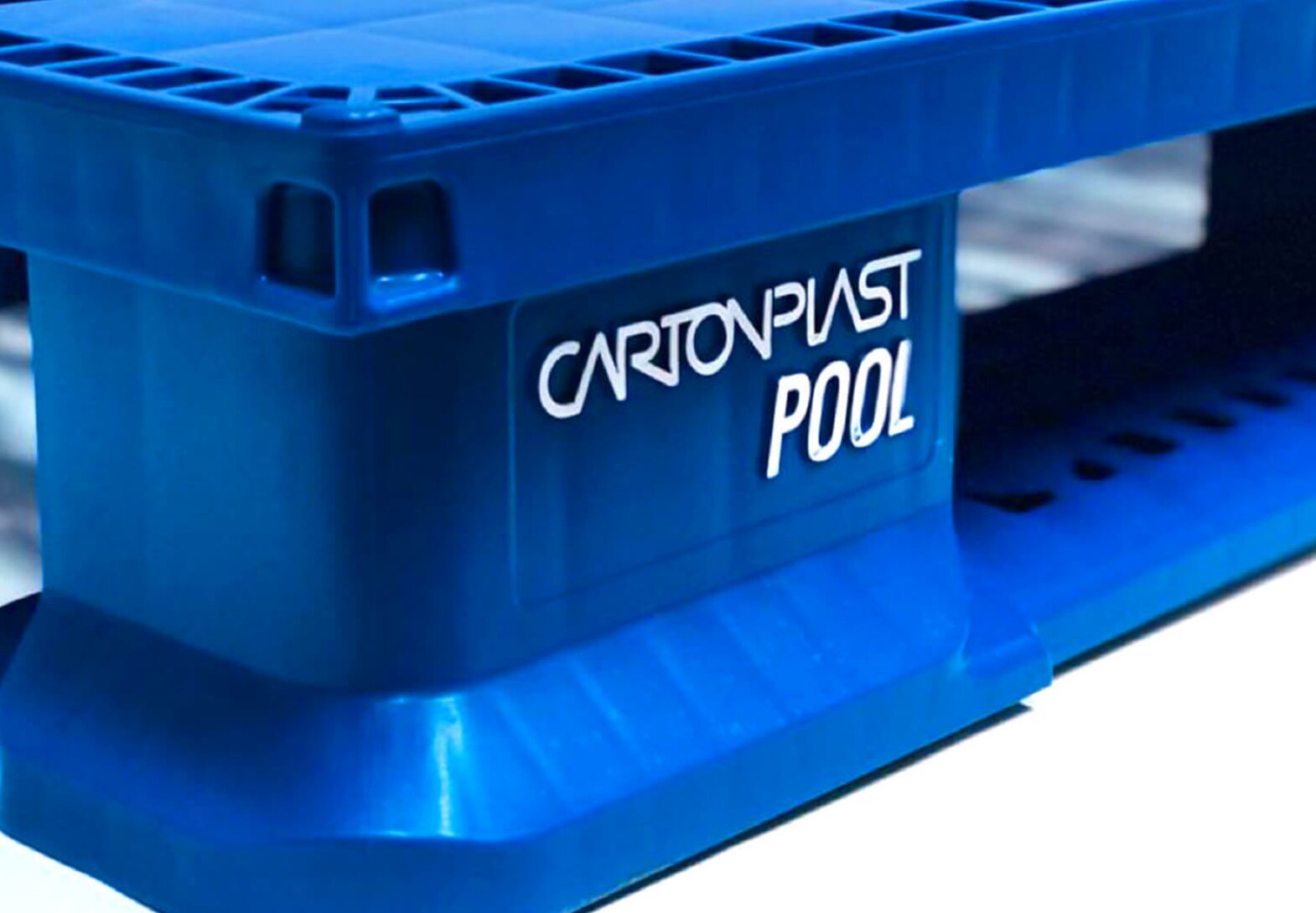 Plastic pallets for food and pharmaceutical applications | Cartonplast ...